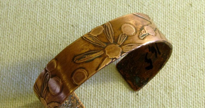 Pulseira de cobre: benefícios e malefícios, que mão usar, propriedades, comentários